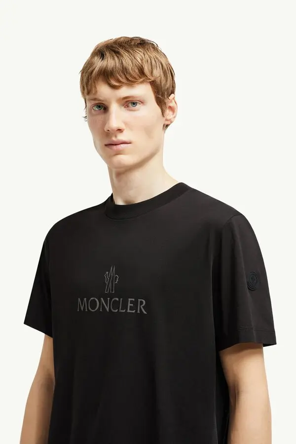 高坊さま専用MONCLER ブラック ロゴ Tシャツ　XL Moncler ロゴ Tシャツ | ブラック | FARFETCH JP
