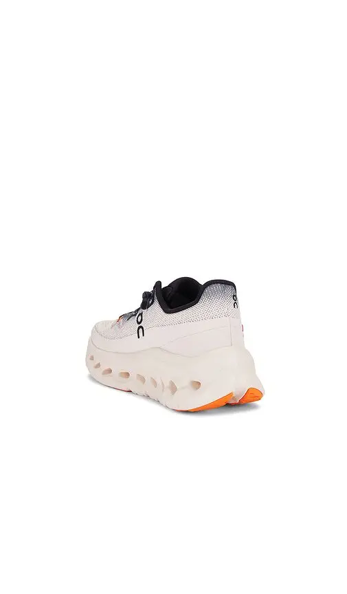On Cloudtilt Sneakers