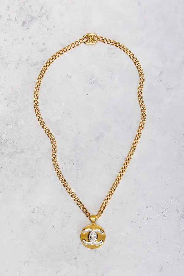 Chanel 1997 Cc Turnlock Pendant Necklace