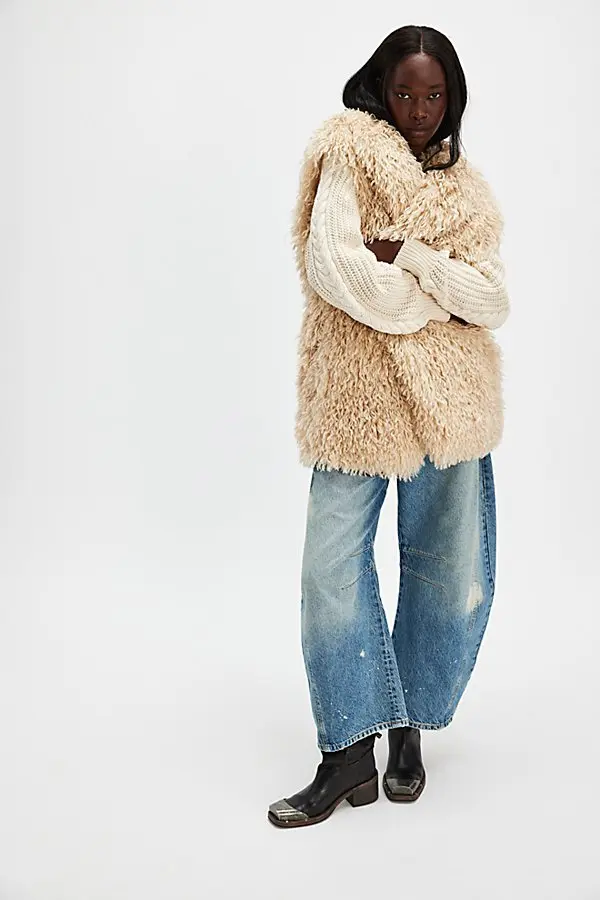 Free People Relaxed Fit Faux Fur Vest - Ivory | Editorialist