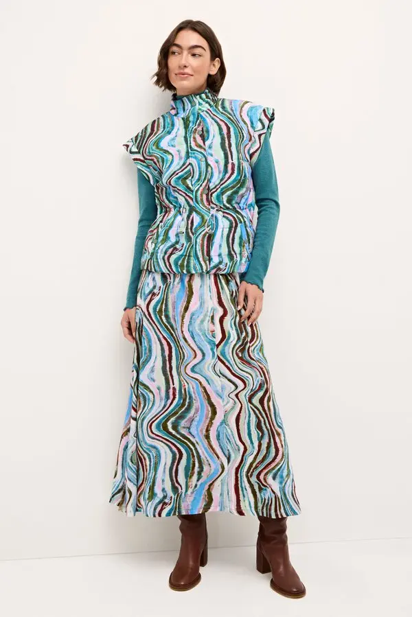 MARIE OLIVER Lyndon Vest