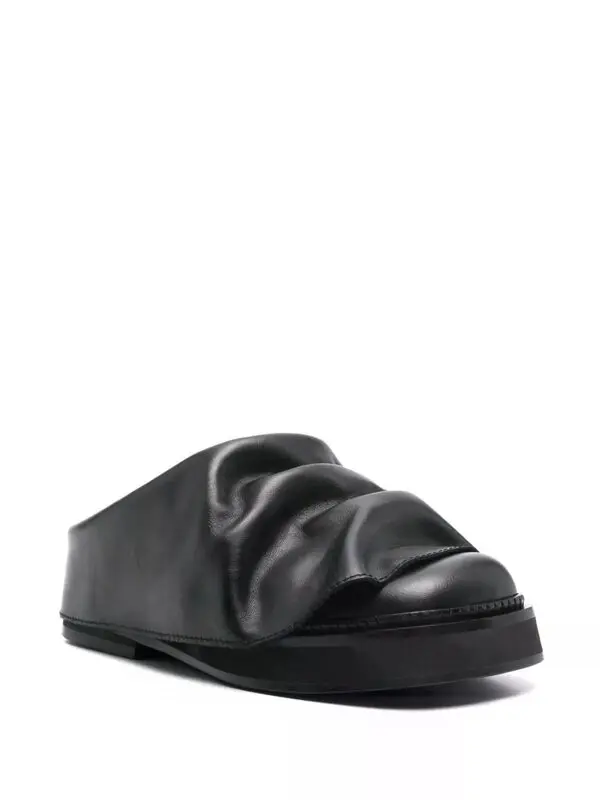 Attico Mini Robin Sabot - Black