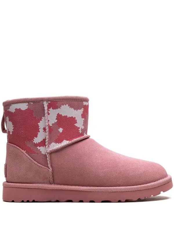 UGG Classic Mini /jagged Camo Ankle Boots