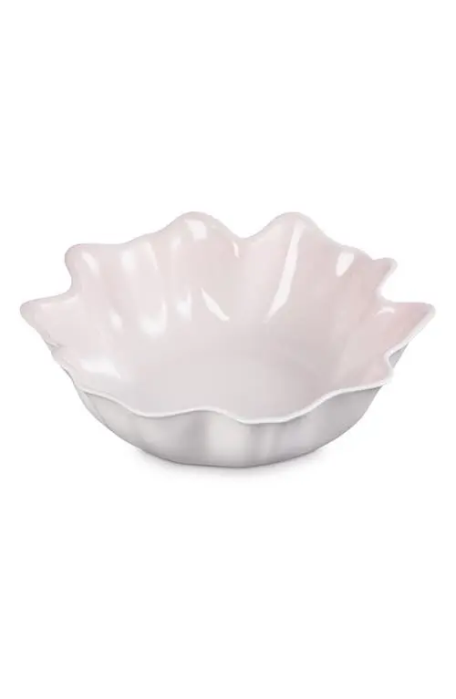 LE CREUSET Iris Stoneware Ruffle Serving Bowl - Shell Pink