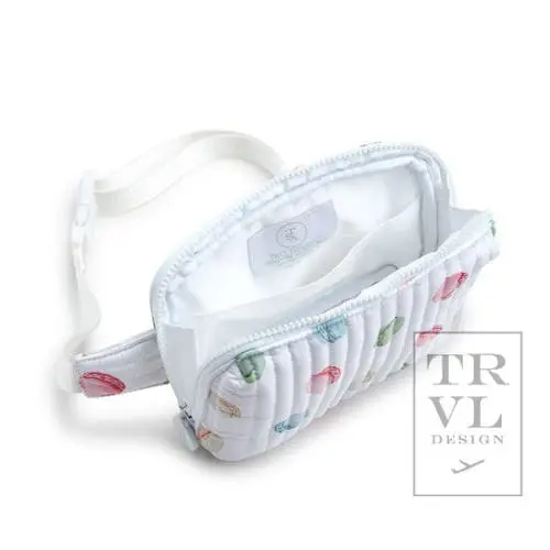 TRVL DESIGN Macaron Quilted Crossbody