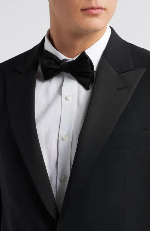 JACK VICTOR Elwood Contemporary Fit Wool Peak Lapel Tuxedo