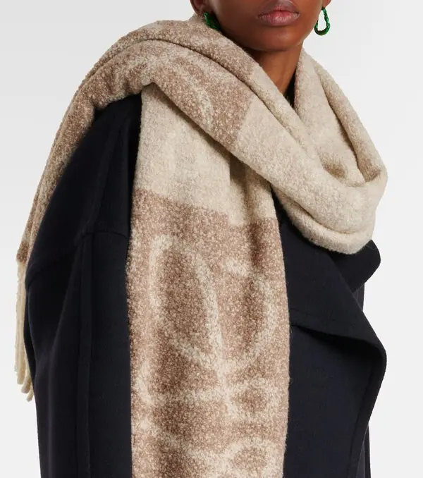 Loewe Anagram Alpaca And Wool-blend Scarf - Beige