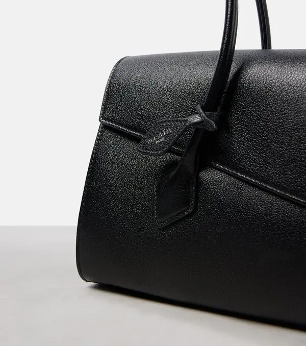 Alaïa Le Teckel Leather Shoulder Bag