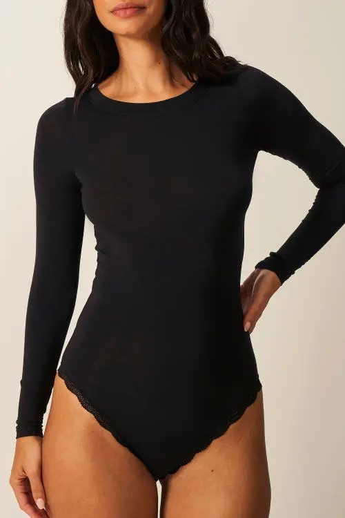 STRIPE & STARE Long Sleeve Layering Top