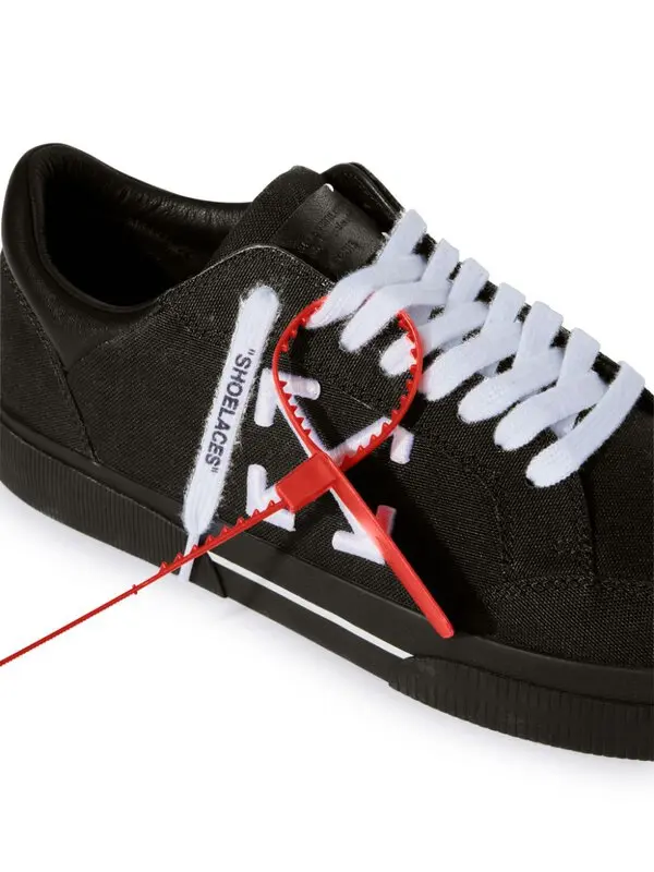 Off-White Vulcanized Sneakers - Black