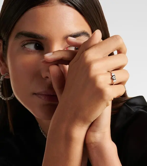 KAMYEN Diamond Ring