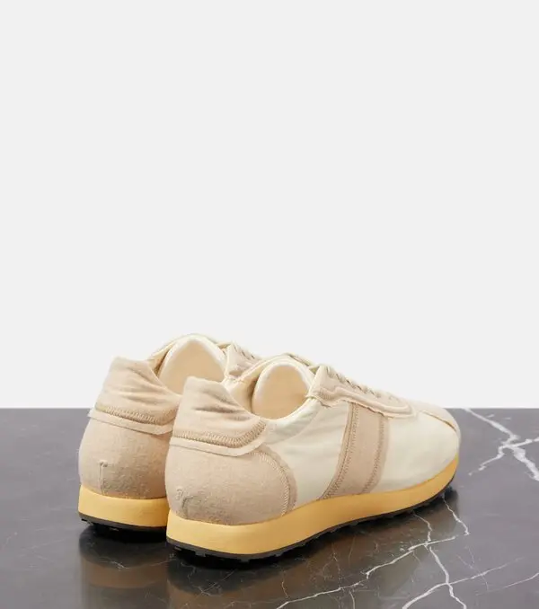 THE ROW Moveo Lace-up Sneakers - Beige