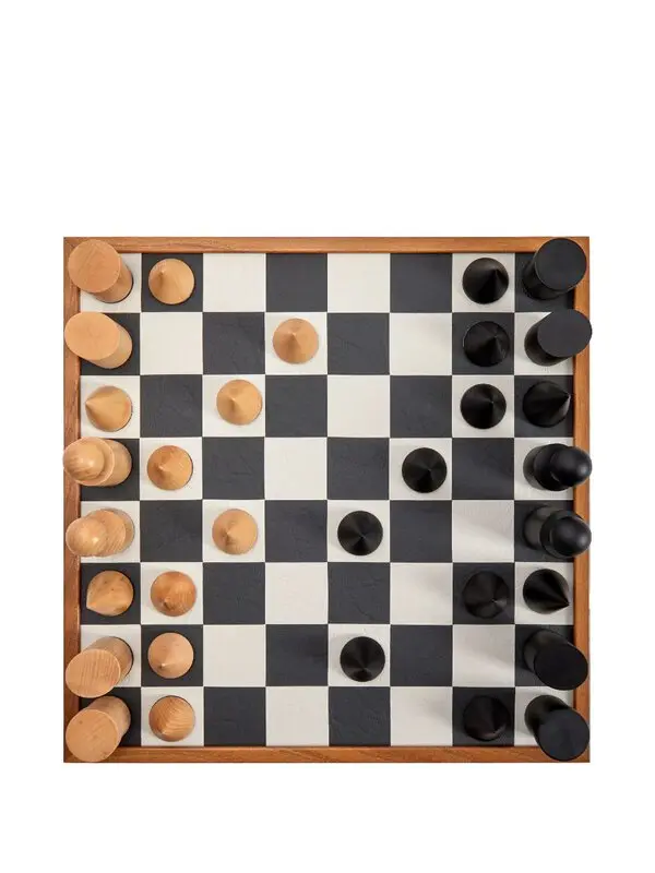 THE CONRAN SHOP Milos Chess Set