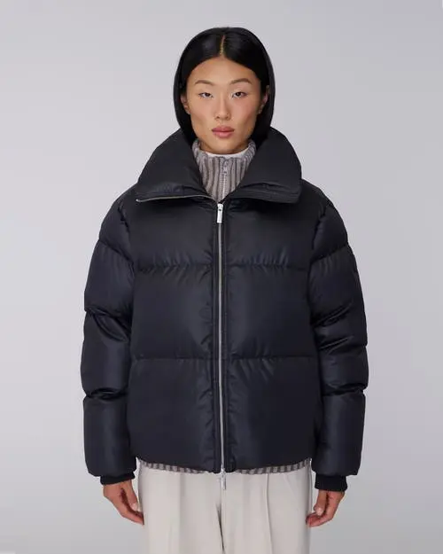 QUARTZ CO. Gisele Short | Down Puffer Jacket