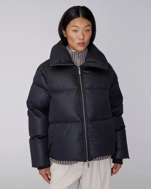 QUARTZ CO. Gisele Short | Down Puffer Jacket