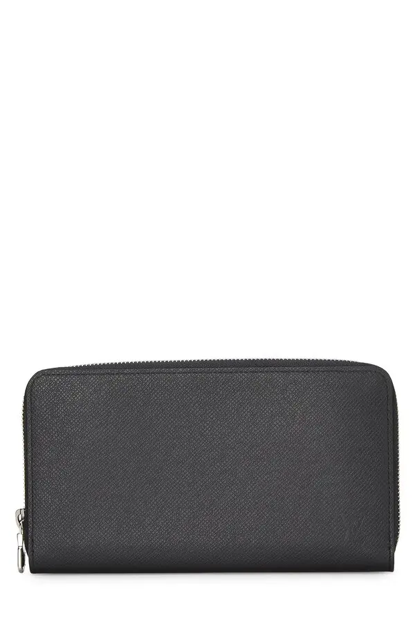 LOUIS VUITTON Taiga Zippy Organizer - Black