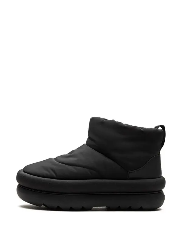 UGG Classic Maxi Mini Boots - Black