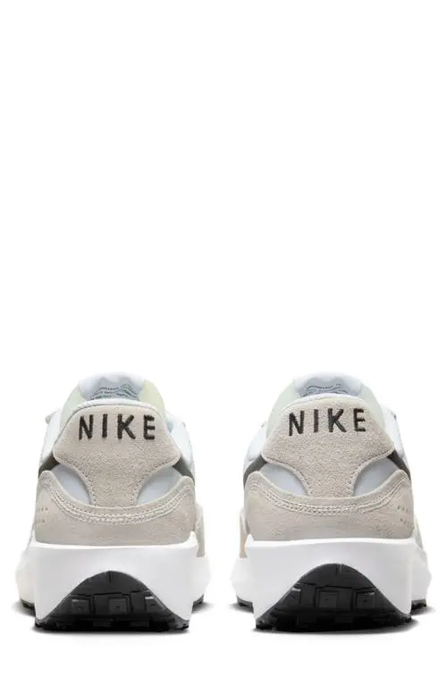 Nike Waffle Debut Sneakers - White/black/phantom/white