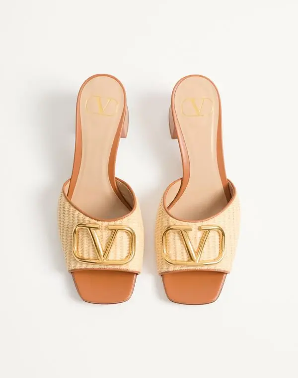 Valentino Garavani Vlogo Signature Raffia Slide Sandals - Beige