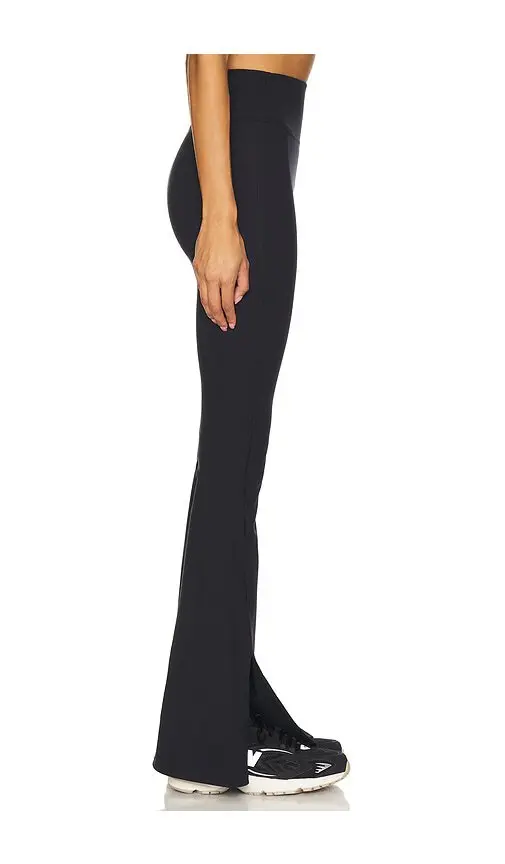 WELLBEING + BEINGWELL Movewell Porter Flare Pant