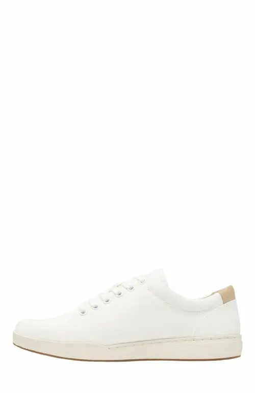 ABEO Encore Sneaker - White Canvas - Regular