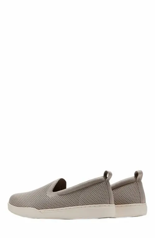 ABEO Encore Knit Slip-on Sneaker - Taupe - Regular