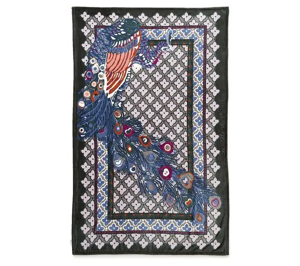 VERA BRADLEY 50' X 80' Plush Throw Blanket
