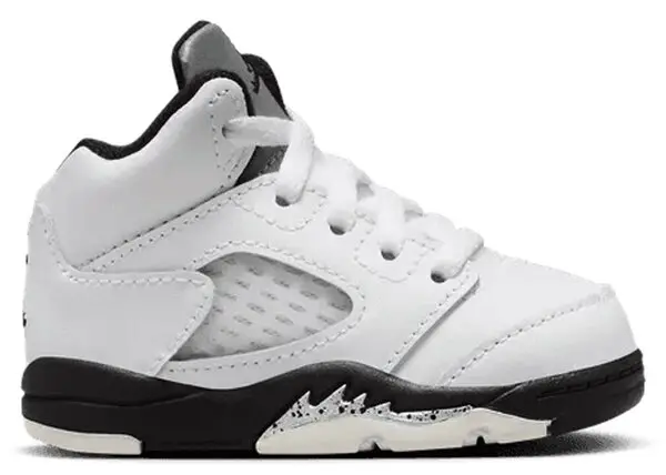 JORDAN 5 Retro Sneakers - White/black/sail