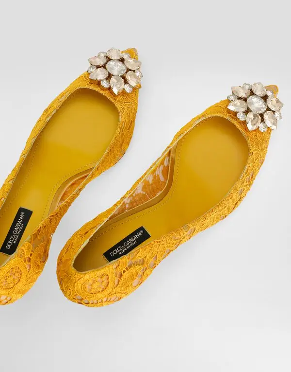 Dolce & Gabbana Bellucci Lace Pumps With Brooch - Yellow