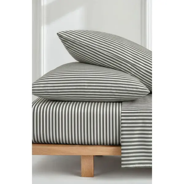 ITALIC Luxe Australian Sateen Sheet Set - Ecru & Sage