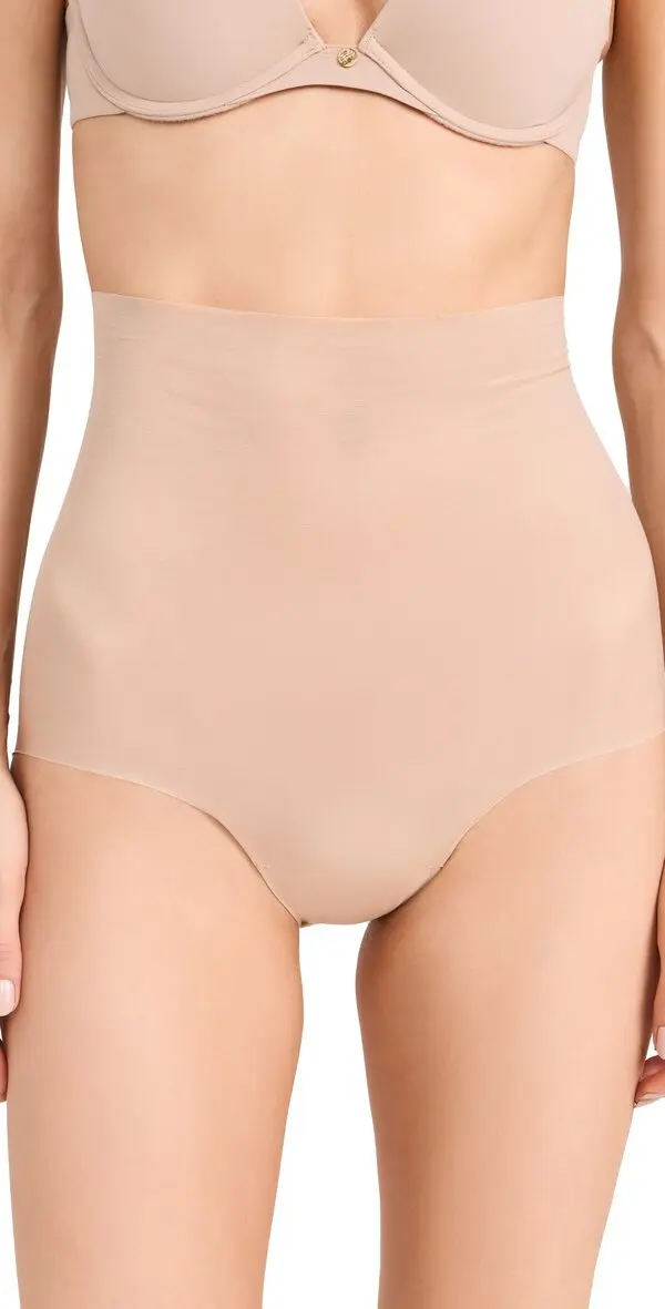 Commando Featherlight Control Briefs - Beige