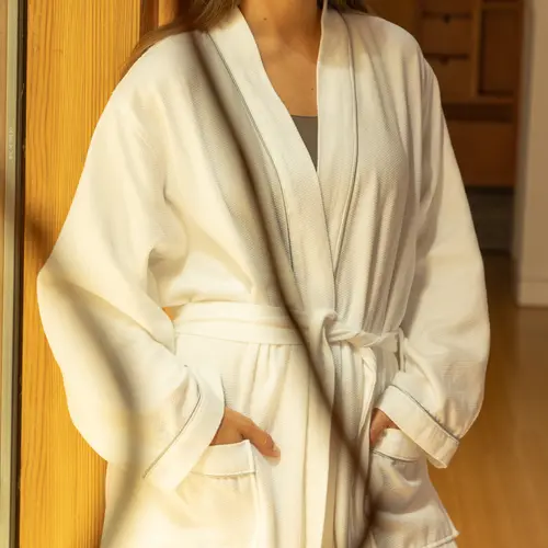 FLUFFCO | HOTEL COMFORT Hotel Waffle Robe - White With Grey Piping