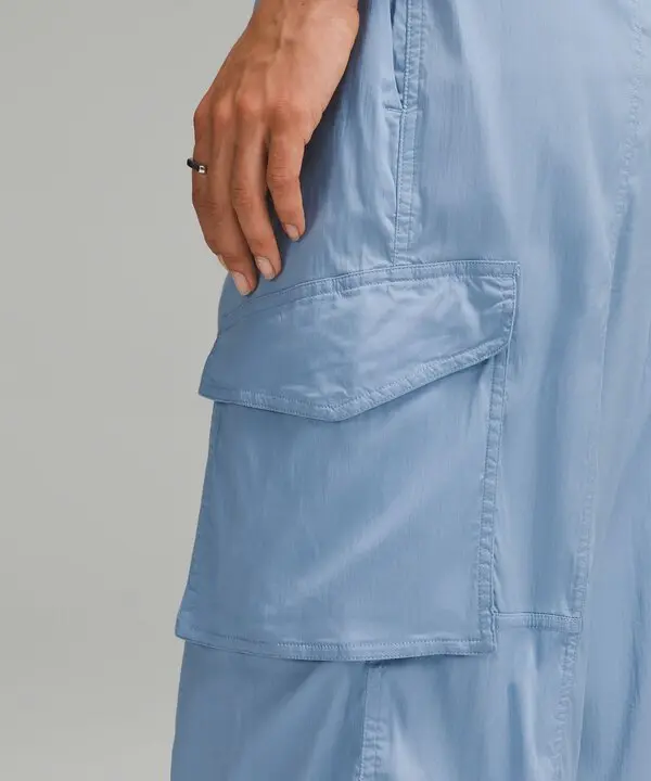 Lululemon Lightweight Adjustable Mid-rise Cargo Pant
