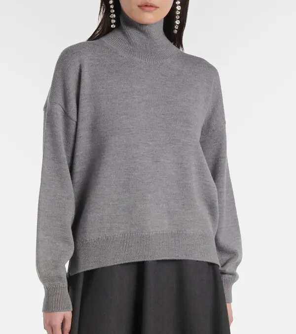 Dolce & Gabbana Virgin Wool Turtleneck Sweater