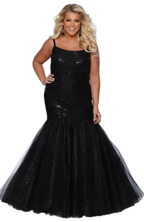 SYDNEY'S CLOSET Mermaid Evening Gown