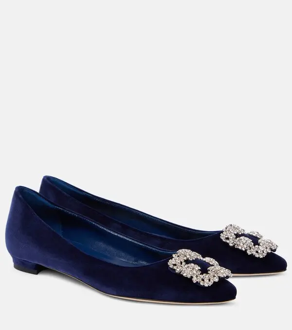Manolo Blahnik Hangisi Embellished Velvet Ballet Flats - Blue