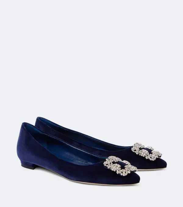 Manolo Blahnik Hangisi Embellished Velvet Ballet Flats - Blue