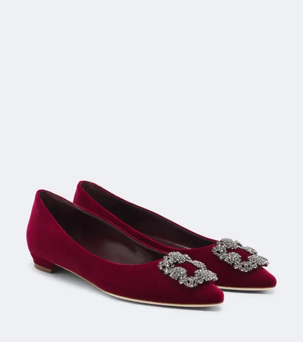 Manolo Blahnik Hangisi Embellished Velvet Ballet Flats - Red