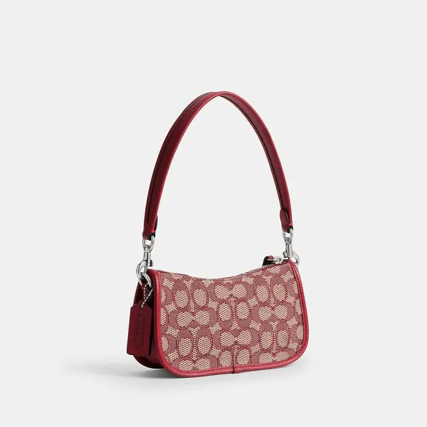 COACH Swinger Bag 20 In Signature Jacquard