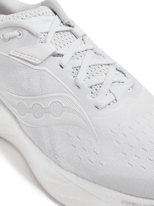 Saucony Triumph 22 Sneakers