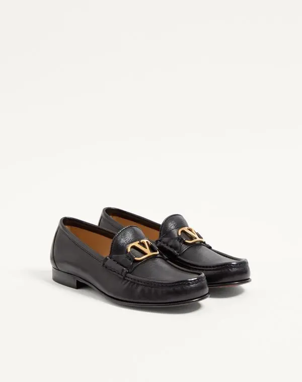 Valentino Garavani Vlogo Signature Buffalo Loafer - Black