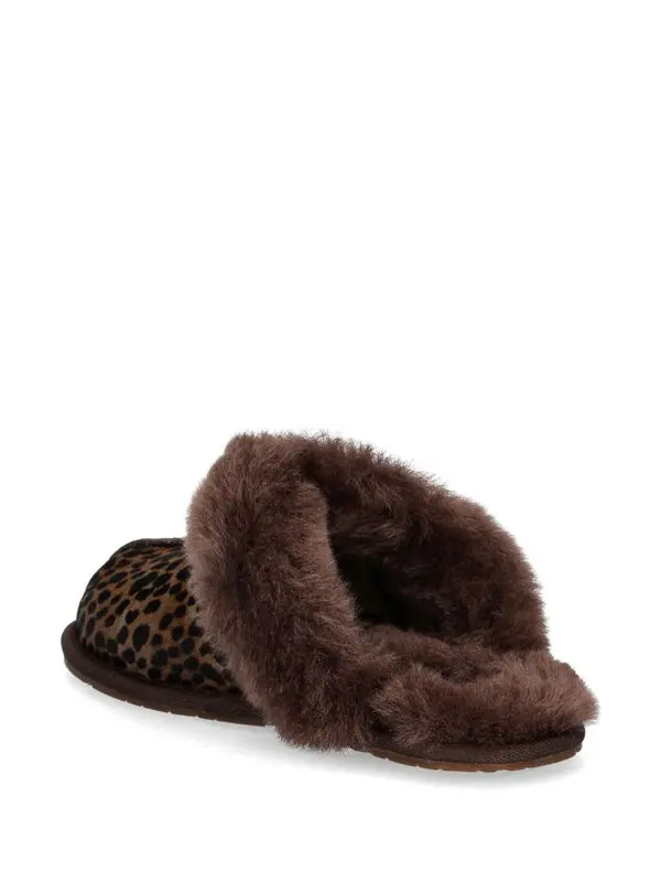 UGG Scuffette Caspian Slippers