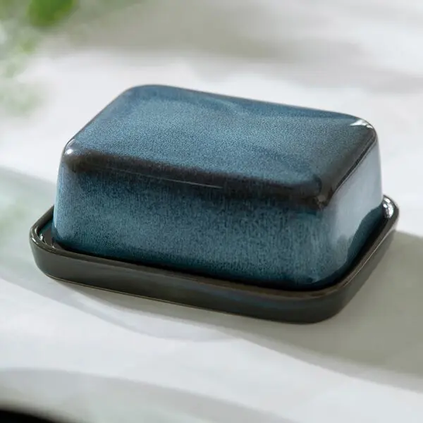 VILLEROY & BOCH Lave Glace Covered Butterdish