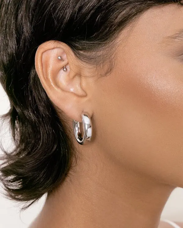 Ettika Classic Hoop Earrings - Silver
