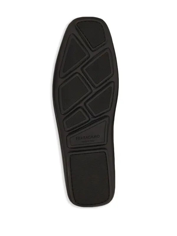 FERRAGAMO Gancini-plaque Leather Loafers - Black