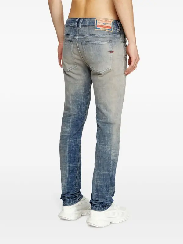 DIESEL® 1979 Sleenker 09k57 Jeans - Blue