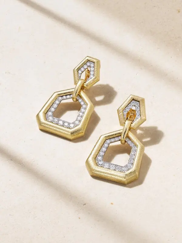 David Webb Uptown Hammered 18-karat Platinum And Diamond Earrings - Gold