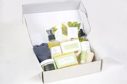 LIZUSH Fresh Earthy Natural Skincare Set For - Assorted