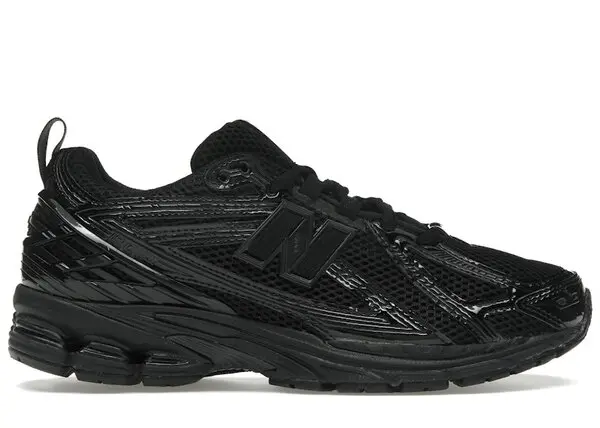 NEW BALANCE 1906r Patent Sneakers - Black