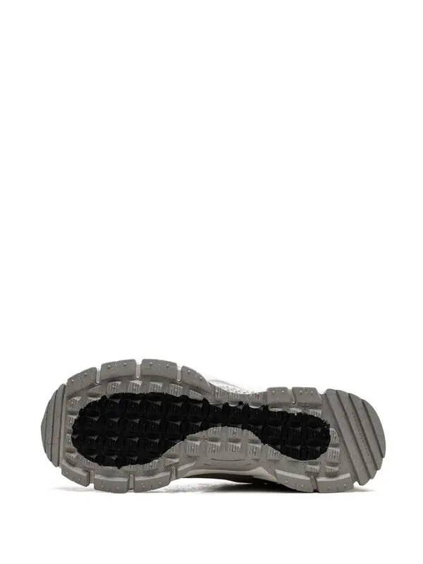 Nike Zoom Vomero 5 Sneakers - White